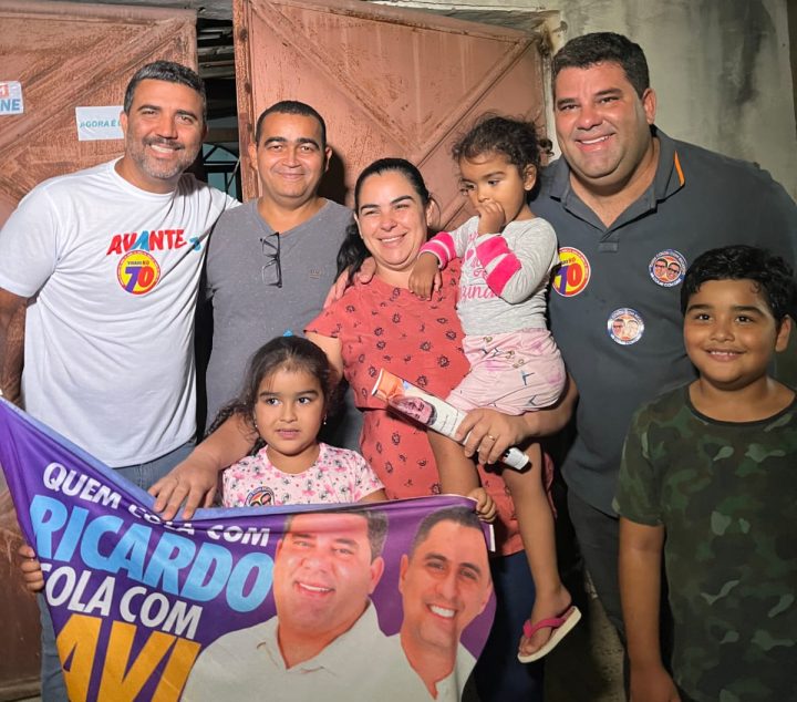 Sucesso e receptividade marcam visita de Davi dos Anjos no bairro da ...